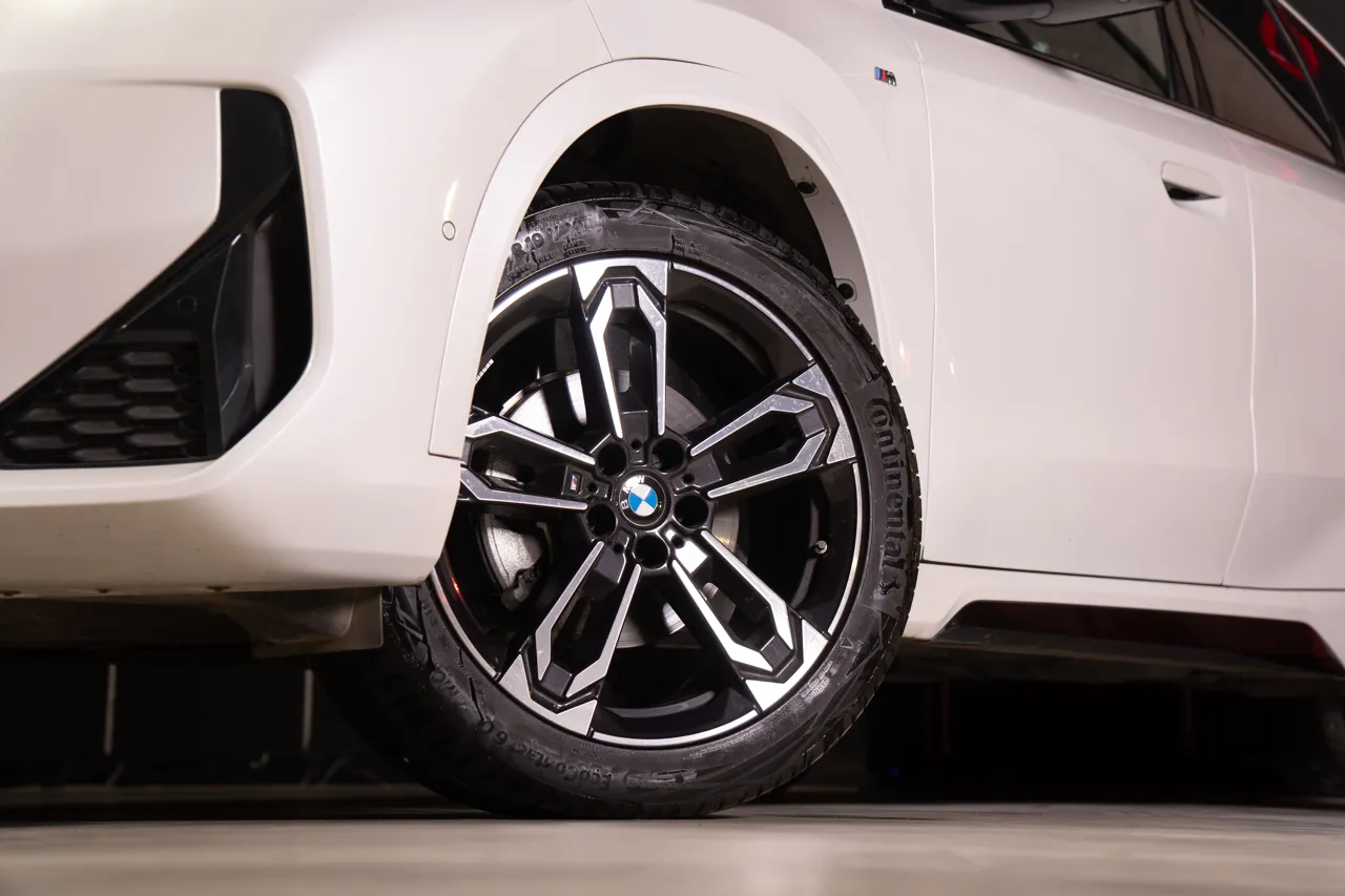 Moo Auto | Luxury & Sports Cars